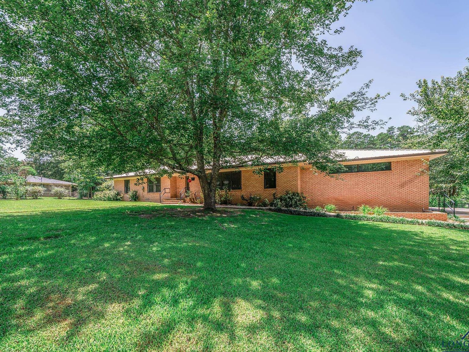 207 Whaley Ave, Marshall, TX 75672 | MLS #20232230 | Zillow