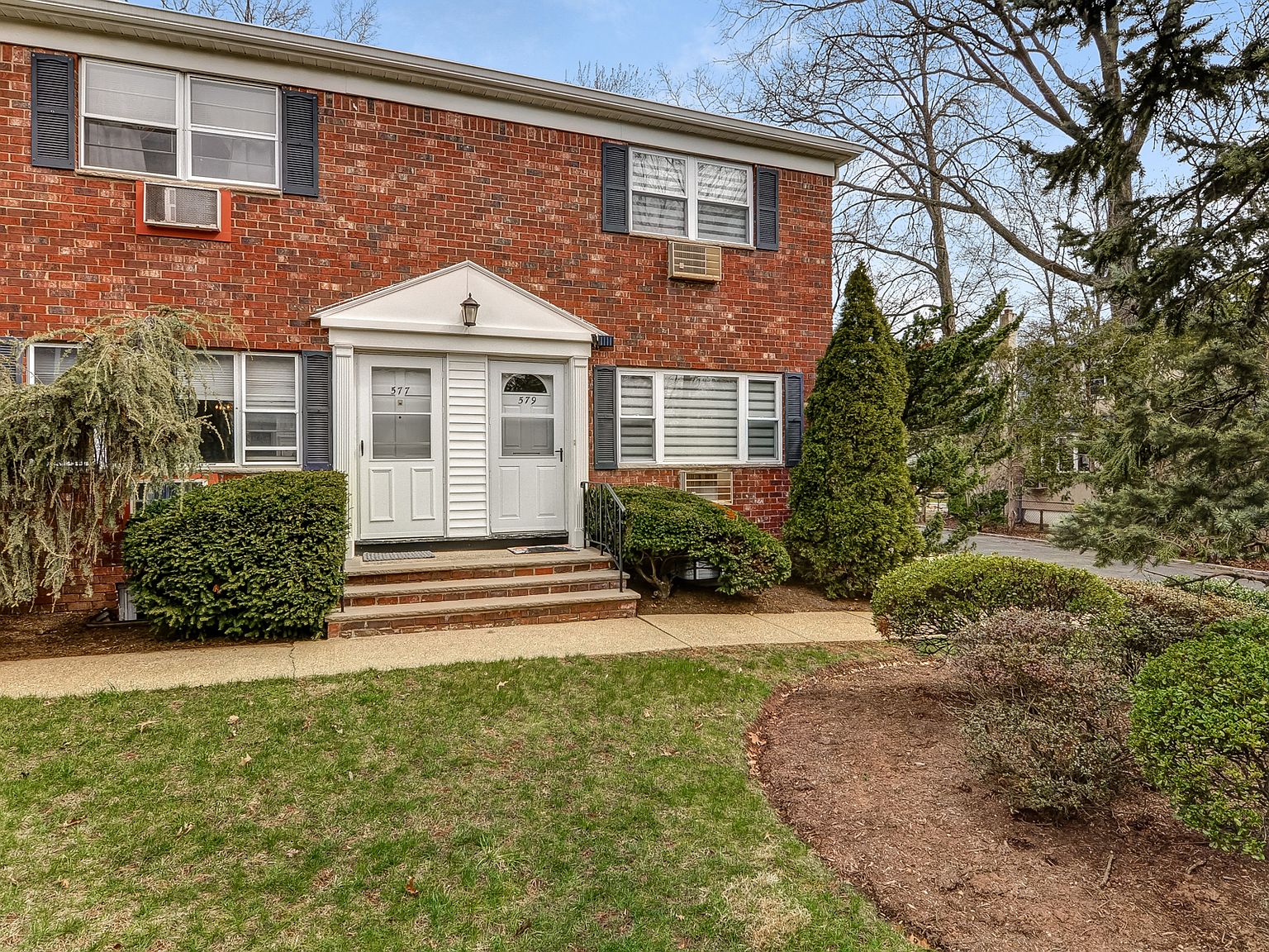 577 S Springfield Ave, Springfield, NJ 07081 | Zillow