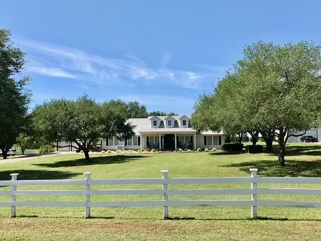 2988 Center Hill Rd, Bellville, TX 77418 | MLS #88478261 | Zillow