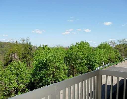 28 Shadow Dr, Whitehall, PA 15236 | Zillow