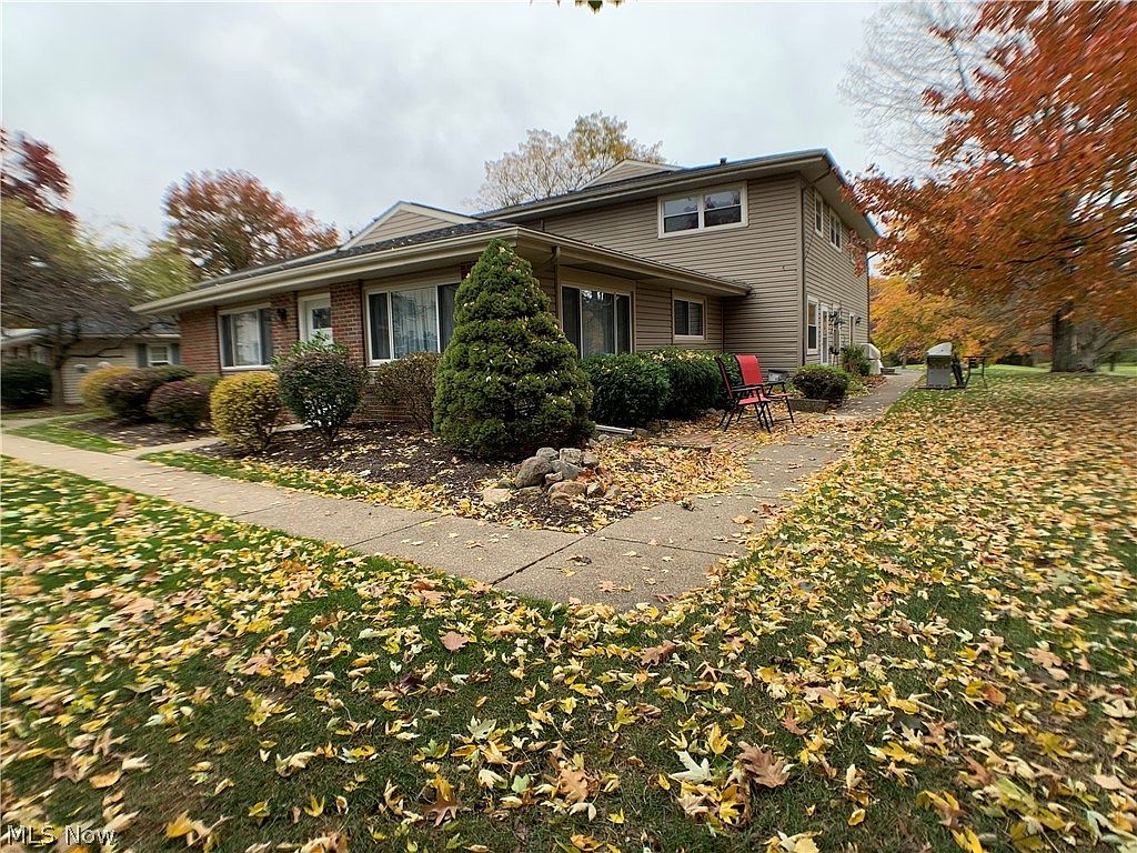 3826 Twin Pines Dr #7A, Uniontown, OH 44685 | Zillow