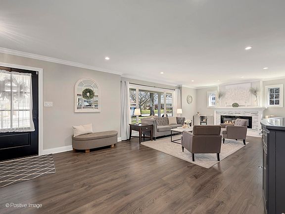 5214 Howard Ave, Western Springs, IL 60558 | MLS #12065299 | Zillow