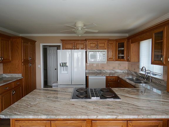 107 Live Oak Road, Newport, NC 28570 | MLS #100401420 | Zillow