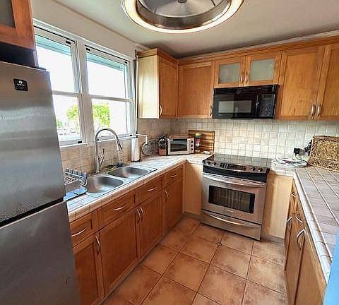 Af 201 Bosques Del Mar, Rio Grande, PR 00745 | Zillow