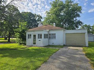 331 N East St, Hillsboro, IL 62049 | MLS #24045955 | Zillow