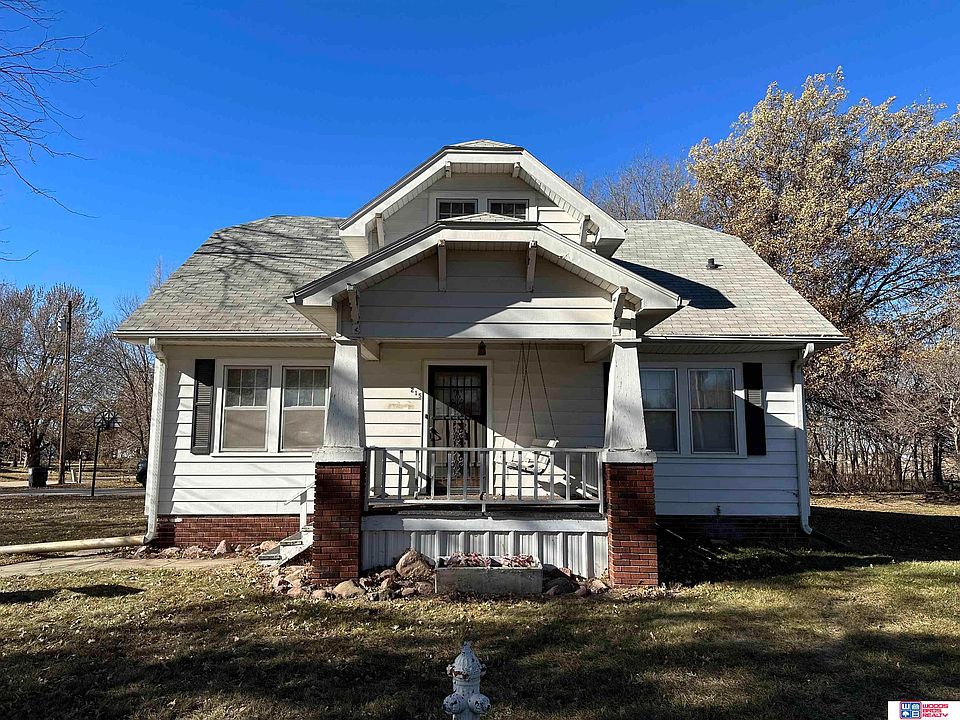 215 N 6th St, Ulysses, NE 68669 | Zillow