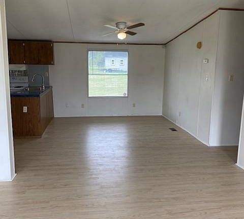 310 Jill Ct, Woodruff, SC 29388 | Zillow