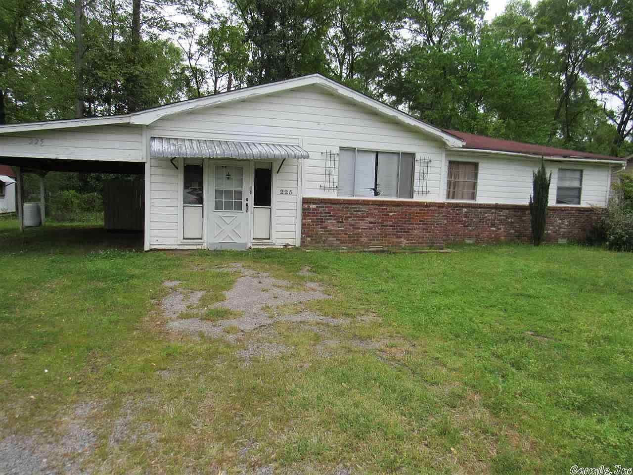 225 Laurel St, Jacksonville, AR 72076 | Zillow