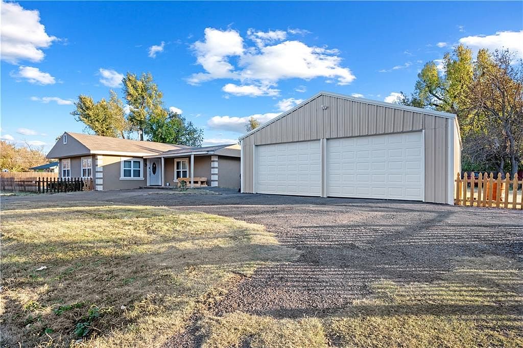 611 W Arapaho St, El Reno, OK 73036 | Zillow