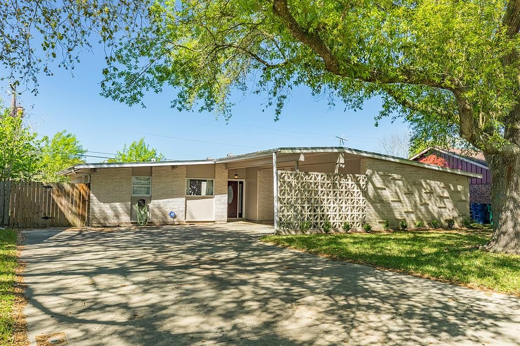 1608 Alta Vista Dr, Alvin, TX 77511 | Zillow