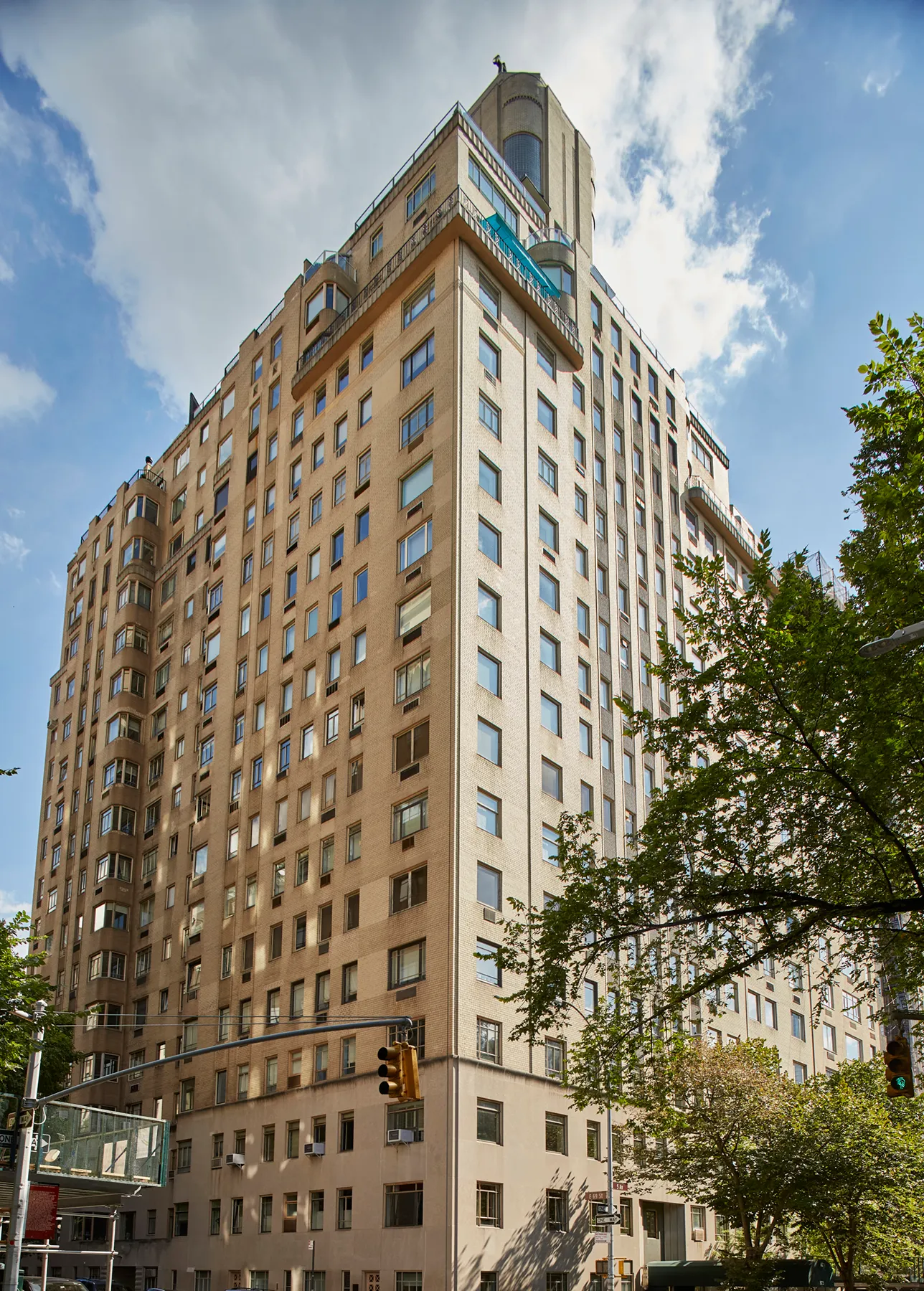 875 5th Avenue #9A in Lenox Hill, Manhattan | StreetEasy