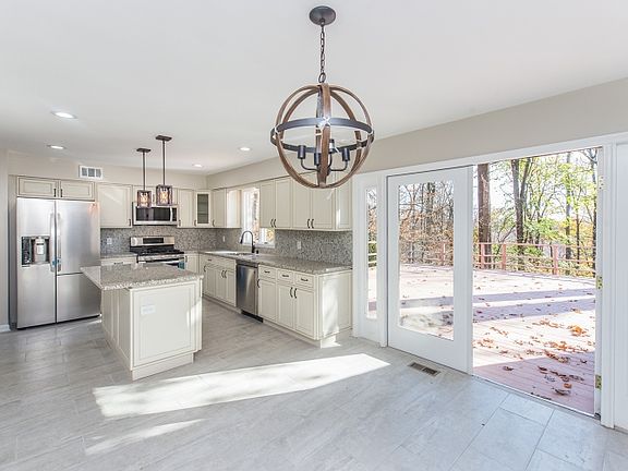31 Warren Cutting, Chester, NJ 07930 | MLS #3873790 | Zillow