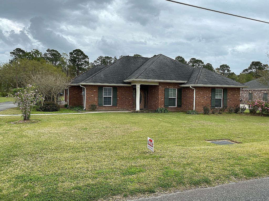 117 Pelican Dr, Raceland, LA 70394 | Zillow
