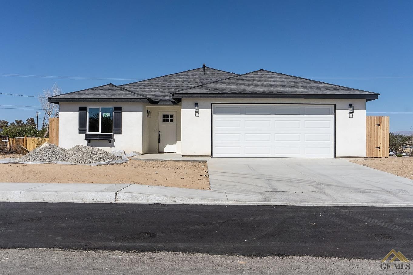 1316 W Mariposa Ave, Ridgecrest, CA 93555 | MLS #202213340 | Zillow