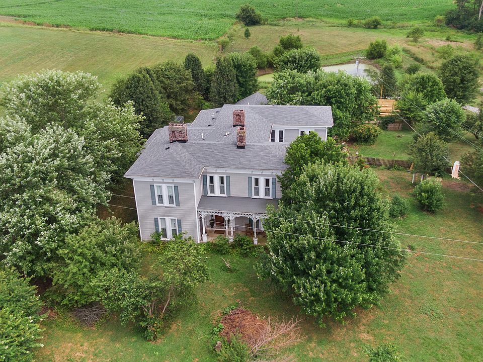 8345 Bloomfield Rd, Bloomfield, KY 40008 | MLS #24015072 | Zillow