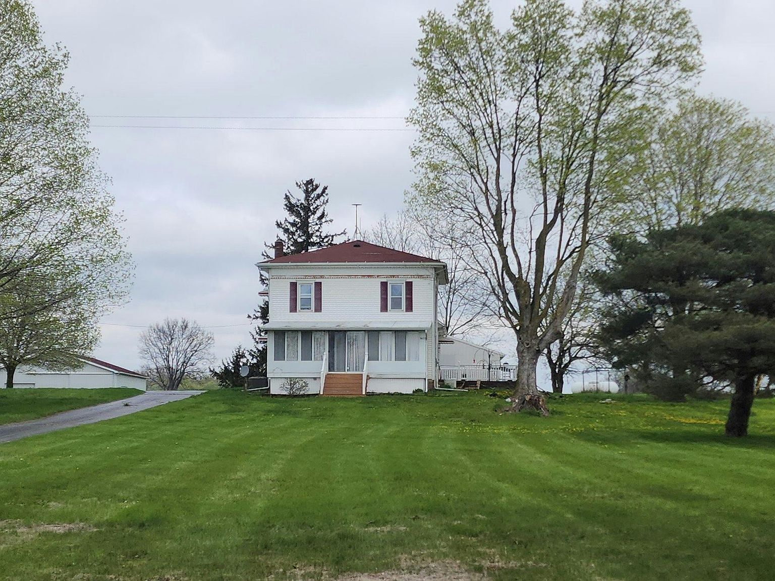 1286 W Roosevelt Rd, Perrinton, MI 48871 | Zillow