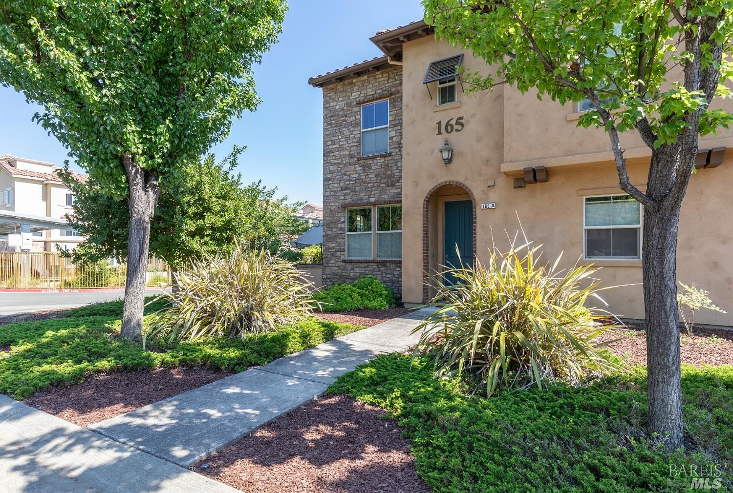 165 Stonegate Cir UNIT A, Cloverdale, CA 95425 | Zillow
