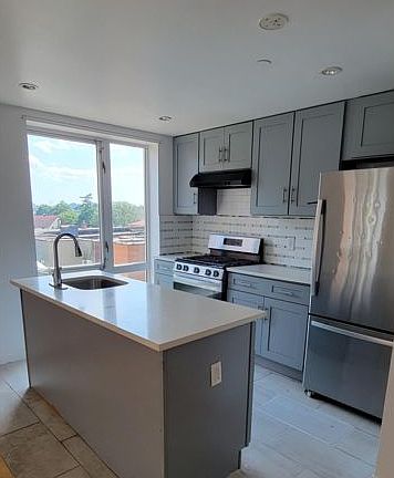 11202 Northern Blvd APT 3A, Corona, NY 11368 | Zillow
