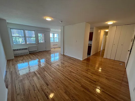 3255 Randall Avenue #2C in Throgs Neck, Bronx | StreetEasy