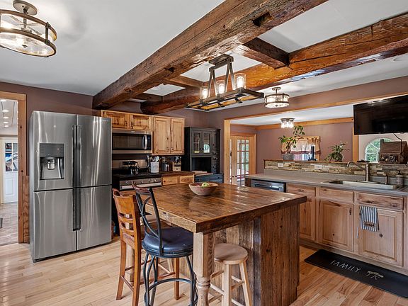 21 Bungy Road, Colebrook, NH 03576 | MLS #5000339 | Zillow