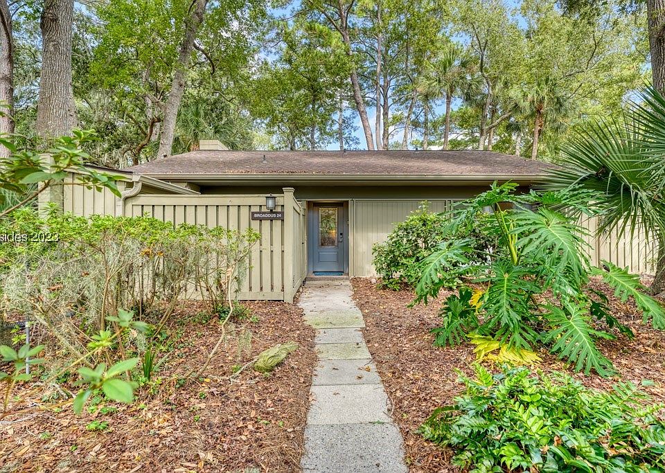 11 Lighthouse Rd Hilton Head Island, SC | Zillow