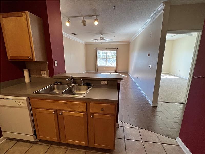 Grand Key Apartment Rentals - Tampa, FL | Zillow