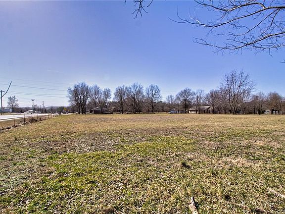 3722 S Old Missouri Rd, Springdale, AR 72764 | MLS #1244357 | Zillow