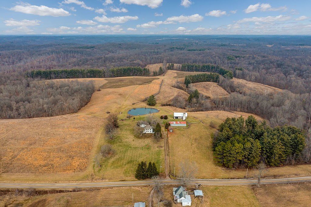 60753 Curry Rd, Mc Arthur, OH 45651 | Zillow