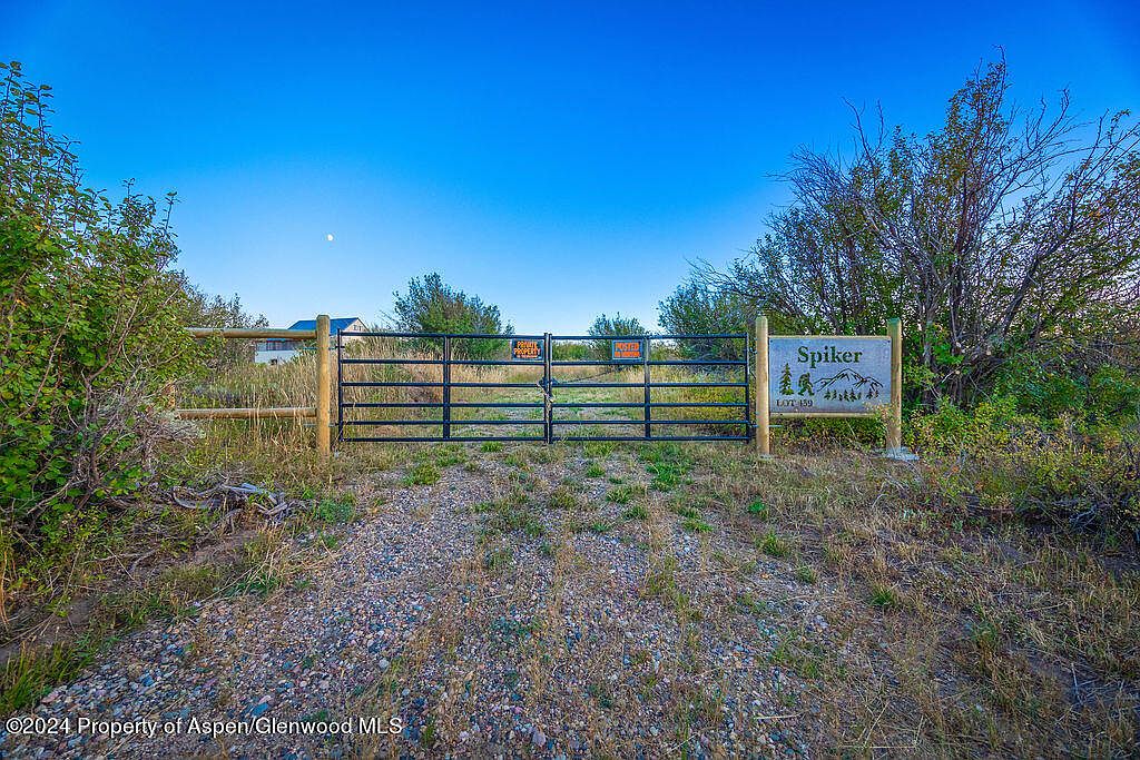 242 Boulder Dr, Craig, CO 81625 | MLS #190116 | Zillow