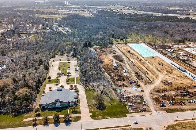 1018 Military Pkwy, Mesquite, TX 75149 | Zillow