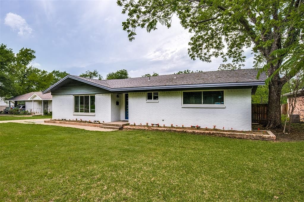 2429 Monaco Ln, Dallas, TX 75233 | Zillow