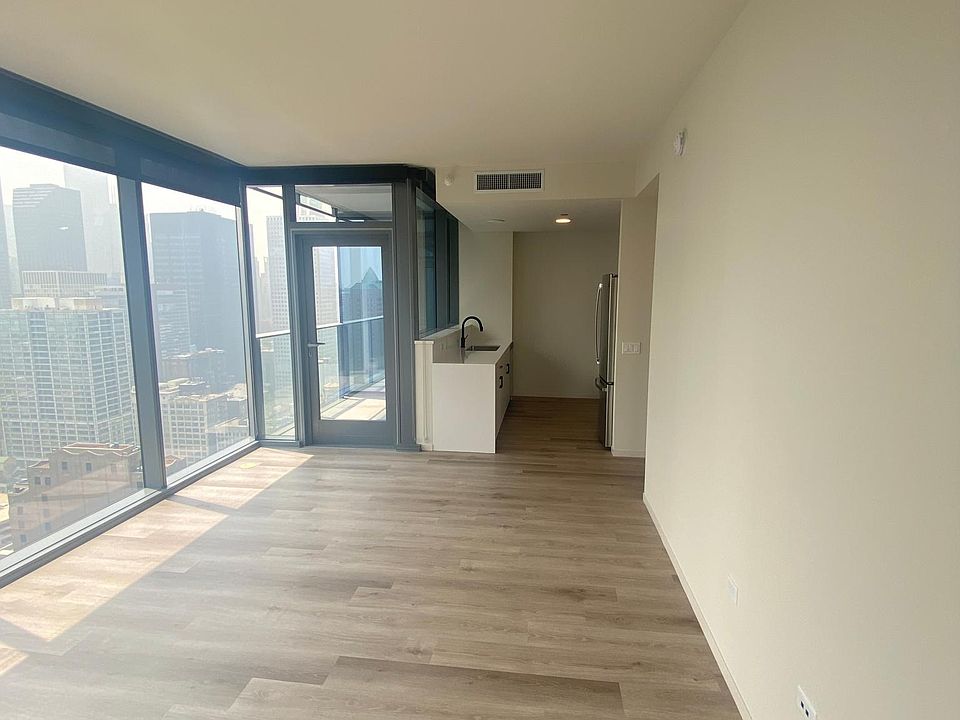 35 E Wacker Dr Chicago IL | Zillow