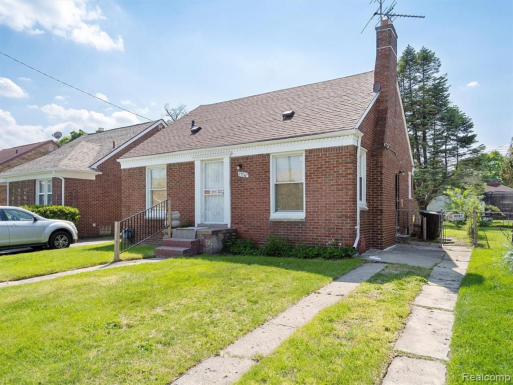 19767 Strathmoor St, Detroit, MI 48235 | MLS #20240050318 | Zillow