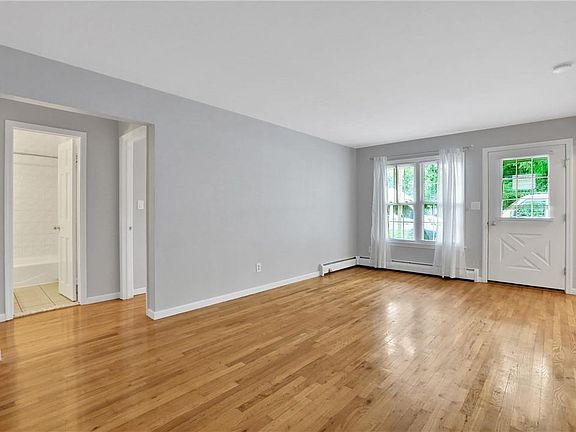 3 Colonial Road #89, Beacon, NY 12508 | Zillow