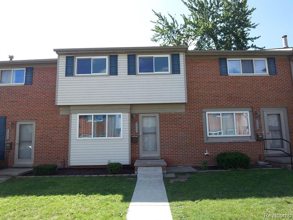 25641 Salem St, Roseville, MI 48066 | Zillow