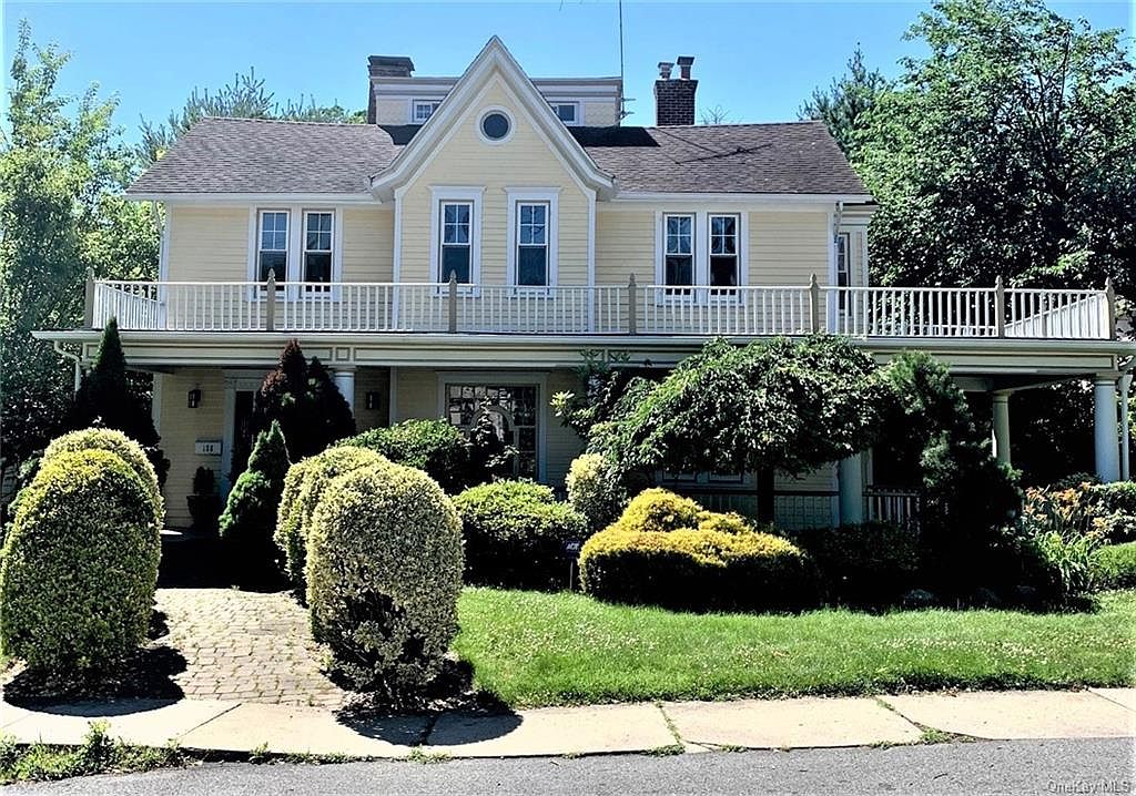 158 Sutton Manor Road, New Rochelle, NY 10801 | Zillow