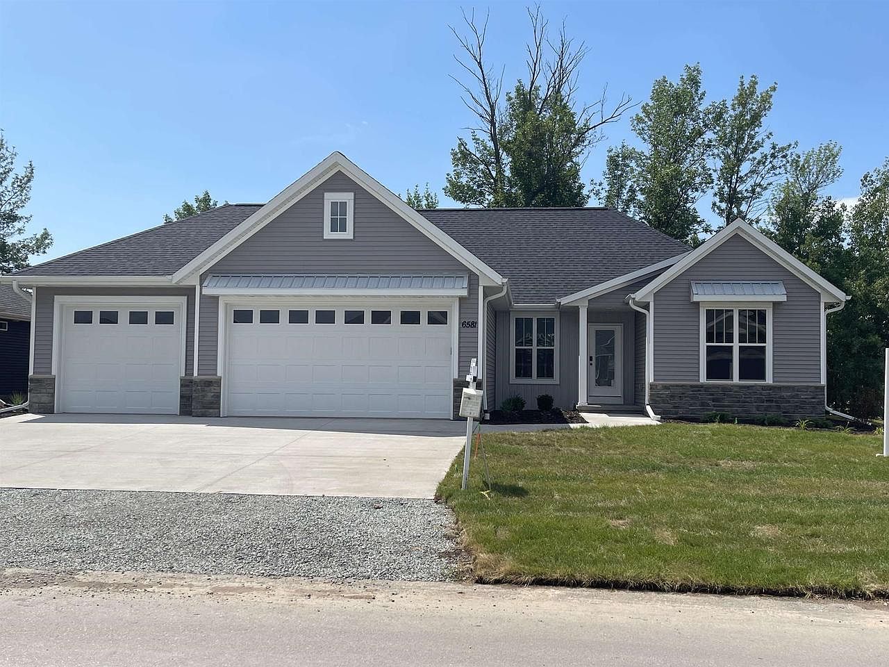 W6581 ETHAN DRIVE, Appleton, WI 54915 | Zillow