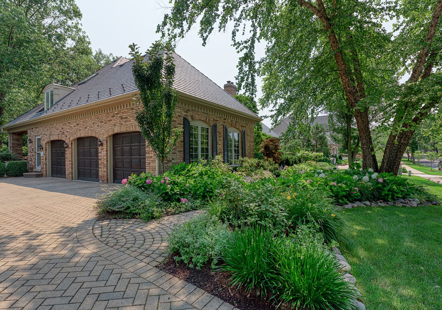 136 Circle Ridge Dr, Burr Ridge, IL 60527 | Zillow