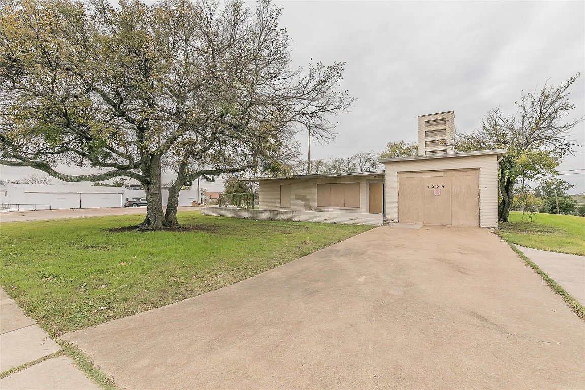 2909 Schwartz Ave, Fort Worth, TX 76106 | MLS #20328790 | Zillow