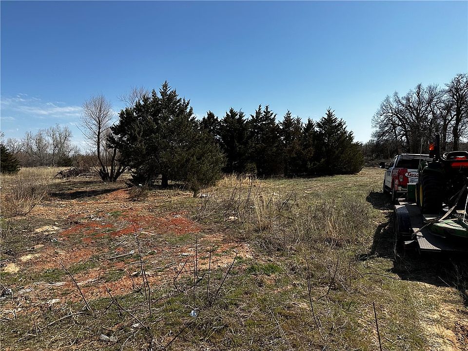 15235 W County Road 71, Crescent, OK 73028 | Zillow