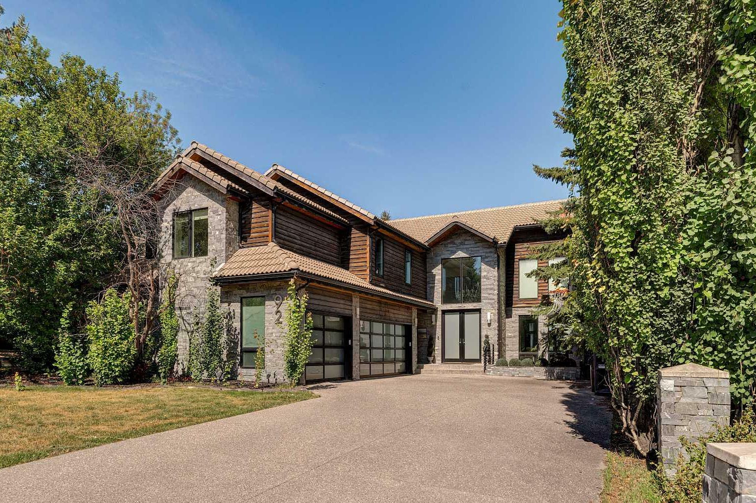 92 W Patterson Dr SW, Calgary, AB T3H 2C1 | Zillow