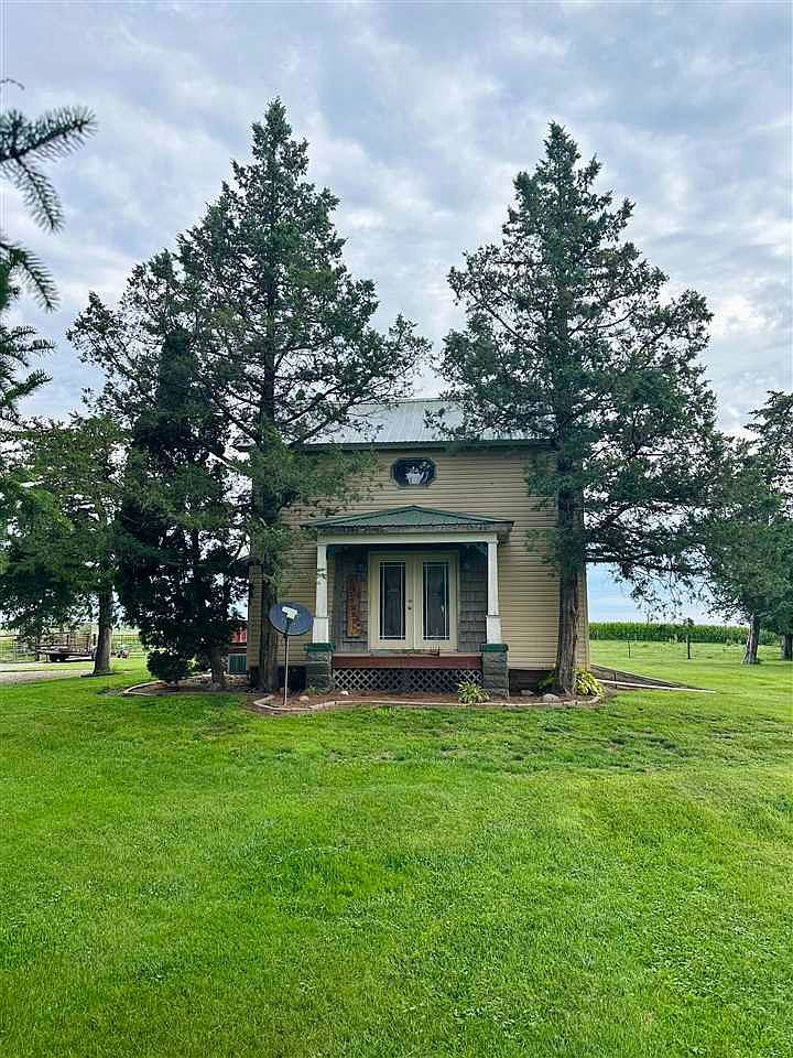 1031 210th St, Nichols, IA 52766 | Zillow