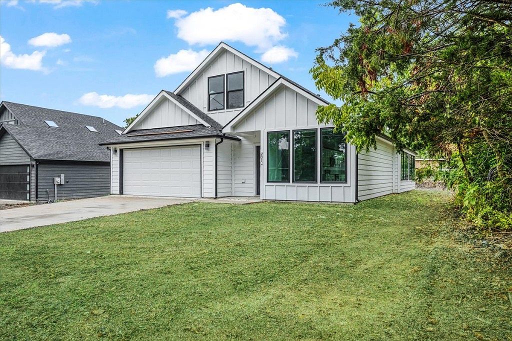 201 E Tutt St, Howe, TX 75459 | Zillow