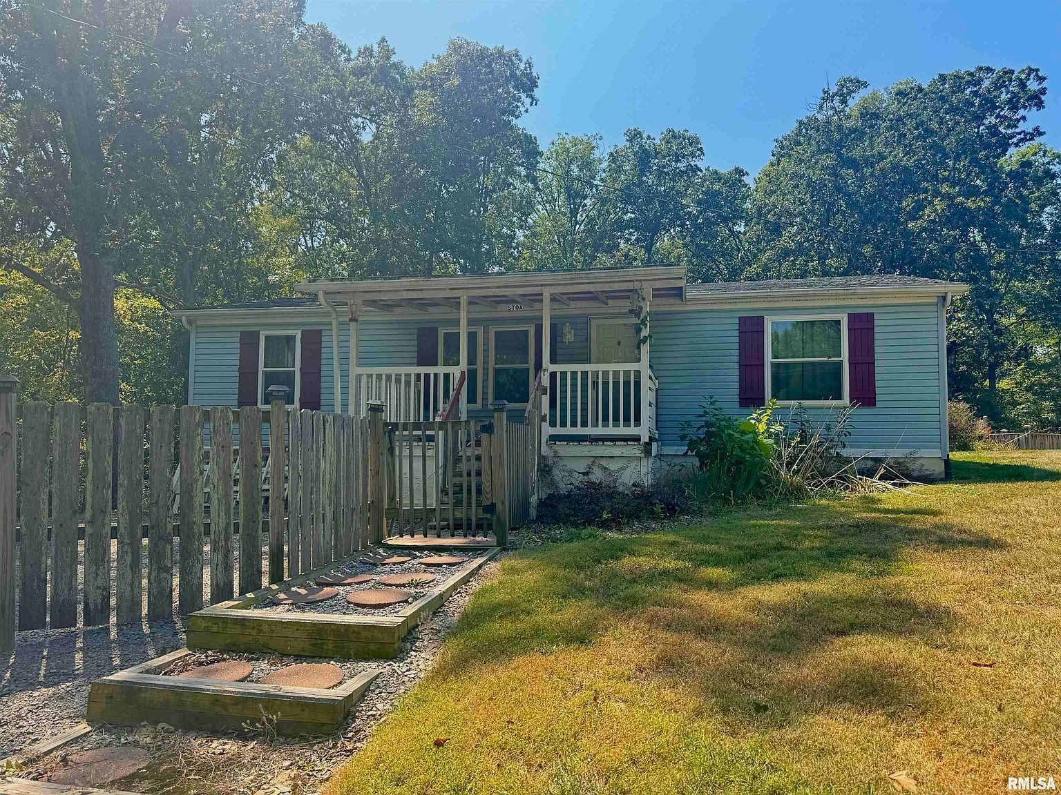 7949 Dykersburg Rd, Stonefort, IL 62987 | Zillow