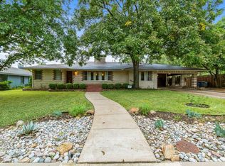 810 W Greenbriar Ln, Dallas, TX 75208 | MLS #14459705 | Zillow