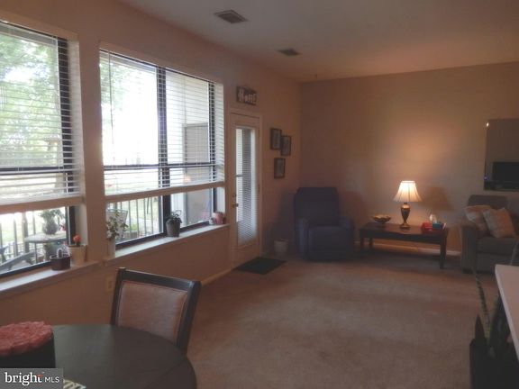 301 Byberry Rd APT F10, Philadelphia, PA 19116 | Zillow