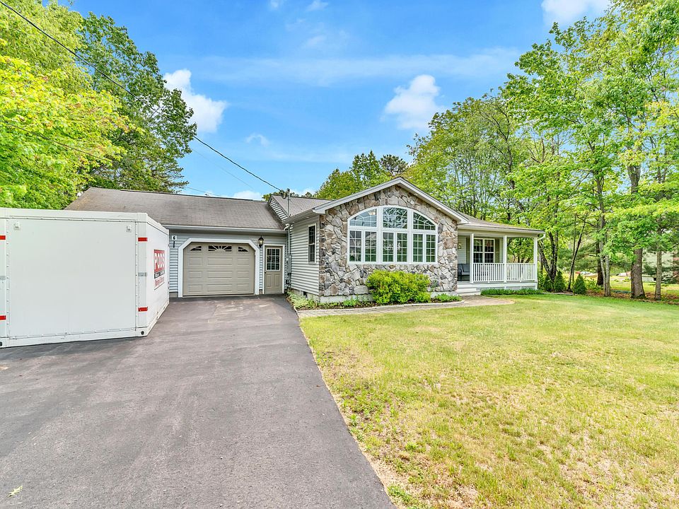 6 Tanglewood Drive, Kennebunk, ME 04043 | Zillow