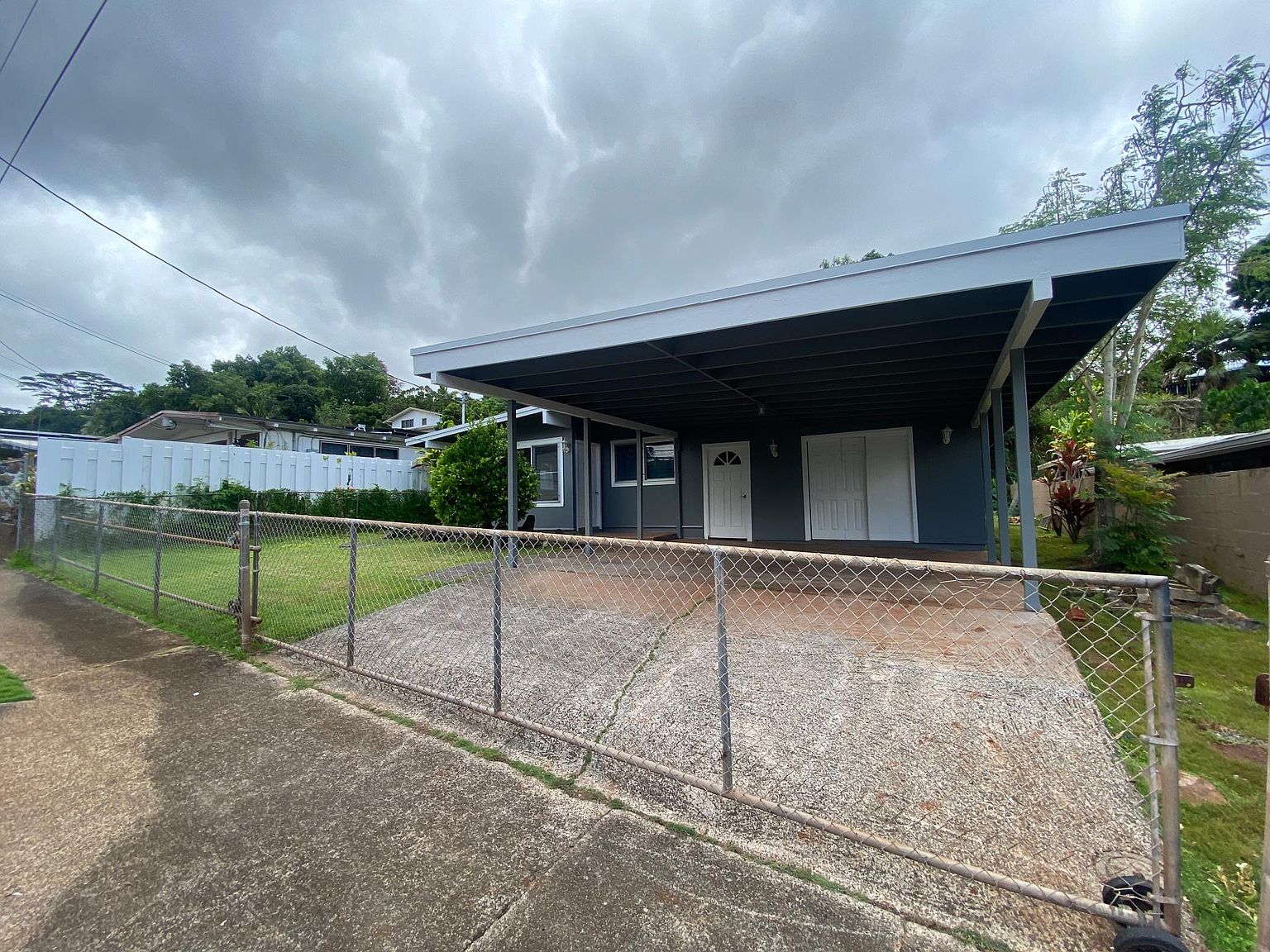 2313 Amoomoo St, Pearl City, HI 96782 | Zillow