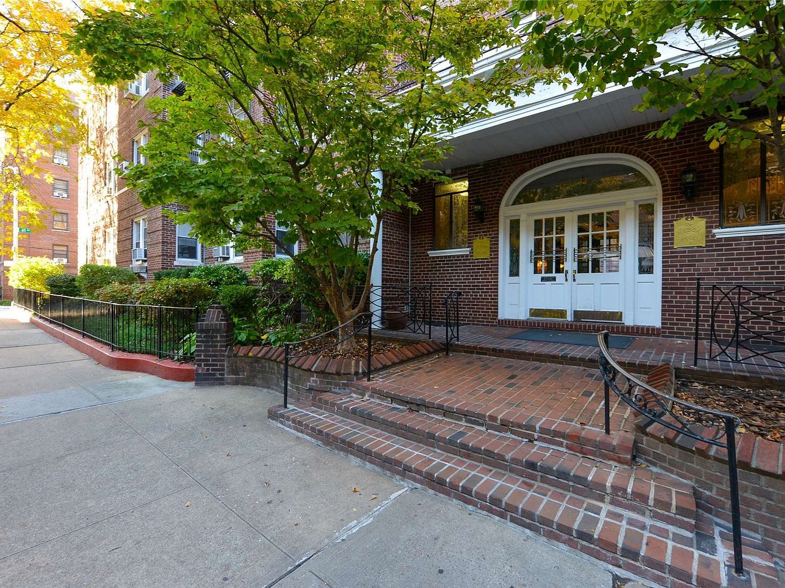 65-41 Booth Street UNIT A4, Rego Park, NY 11374 | MLS #3572694 | Zillow