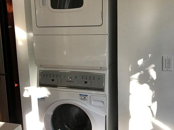 64 Mariposa Ave, San Anselmo, CA 94960 | Zillow